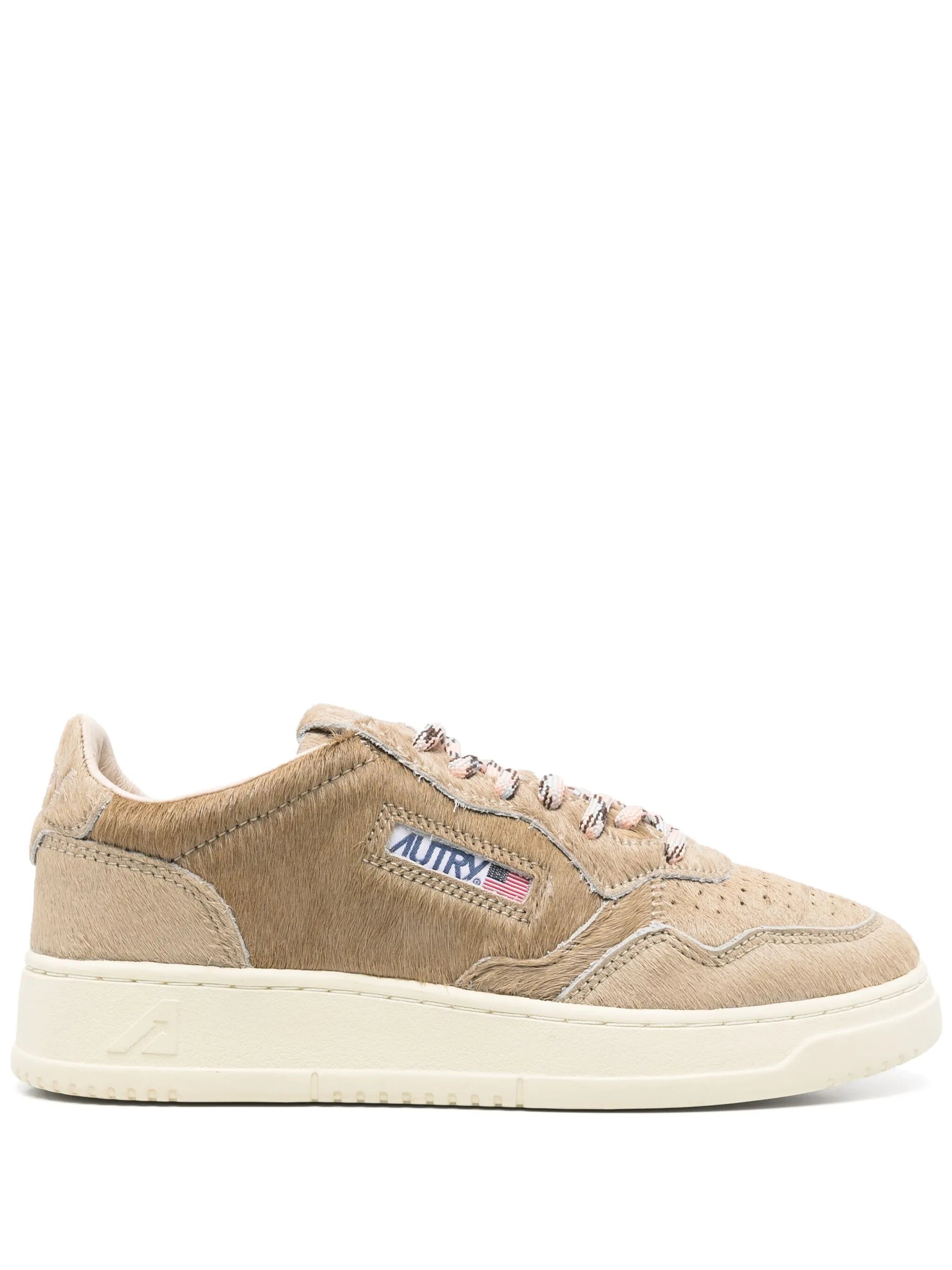 Autry Medalist Low Sneakers | Autry Woman collection | ERALDO Luxury ...